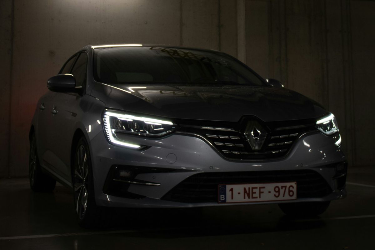 Modèles emblématiques Renault : légendes automobiles